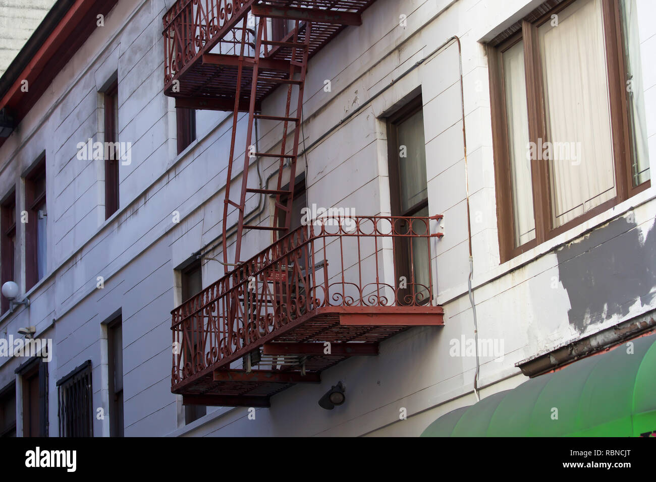 Fire escape outside a building in San Francisco, USA Stock Photo - Alamy