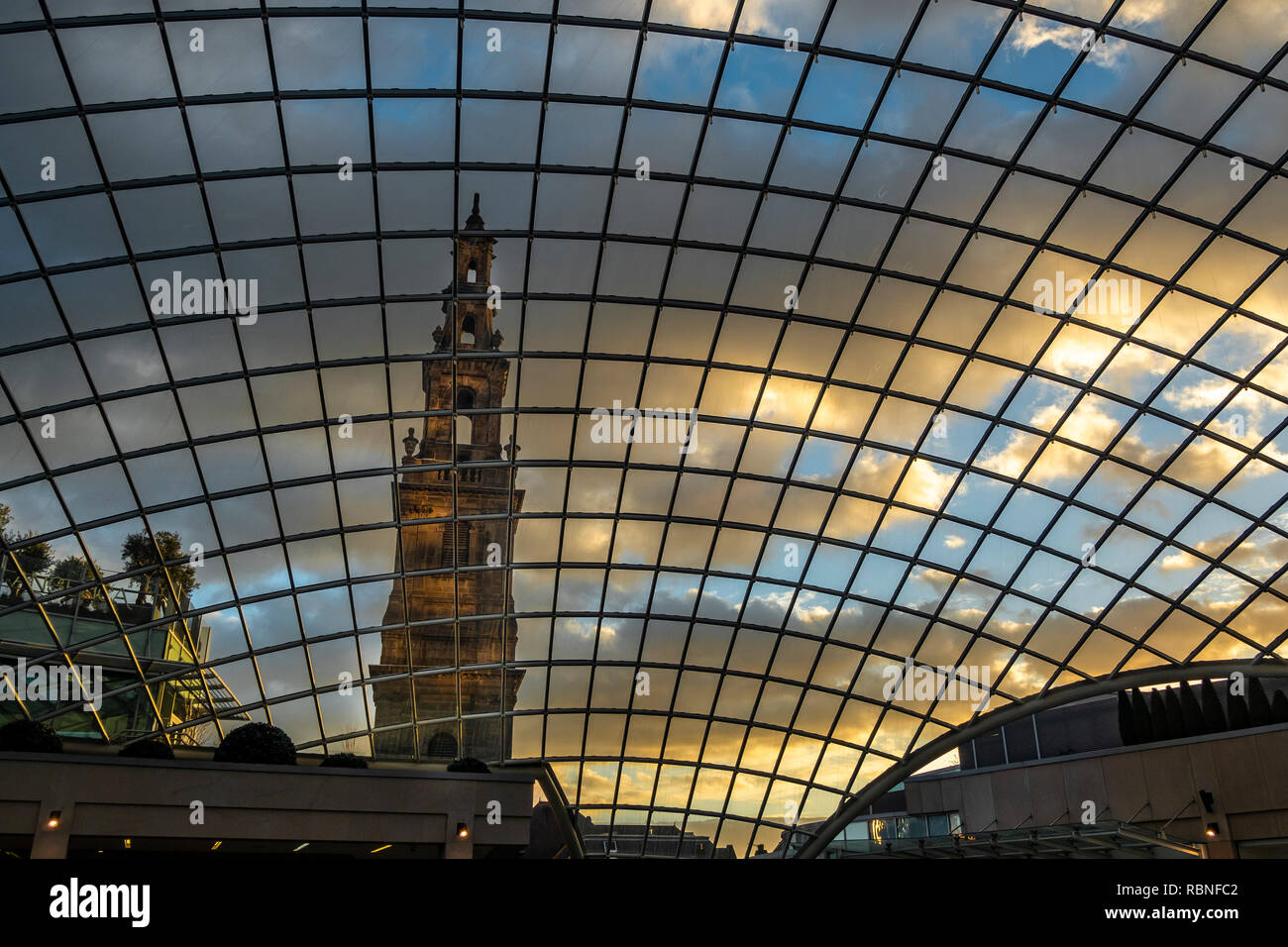 Leeds holy trinity church hi-res stock photography and images - Alamy