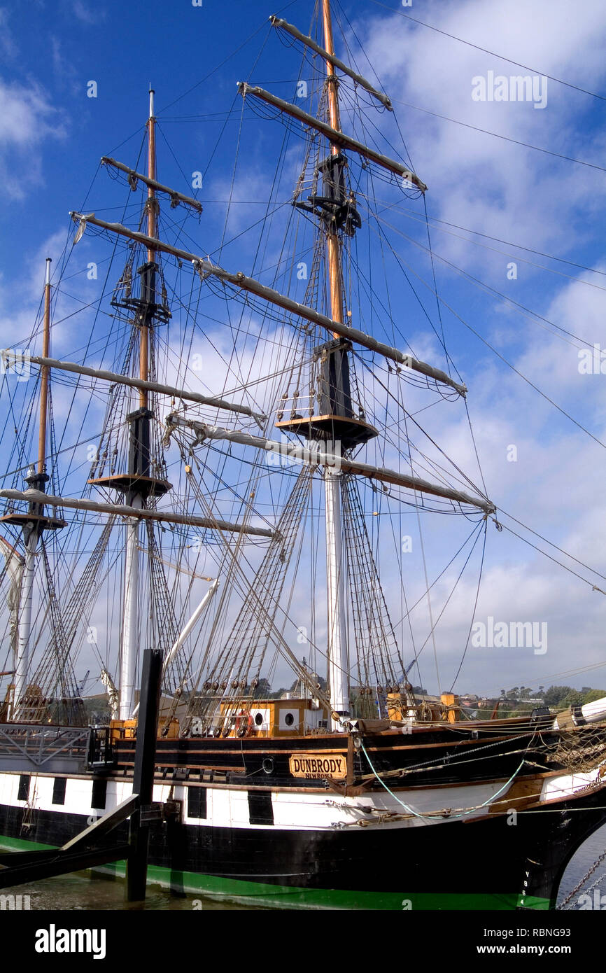 Dunbrody Famine Ship, New Ross, County Wexford, ireland Stock Photo - Alamy