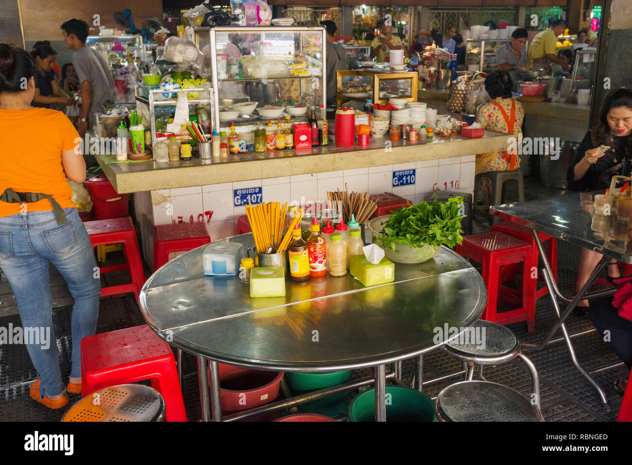 Cambodia restaurant hi-res stock photography and images - Alamy
