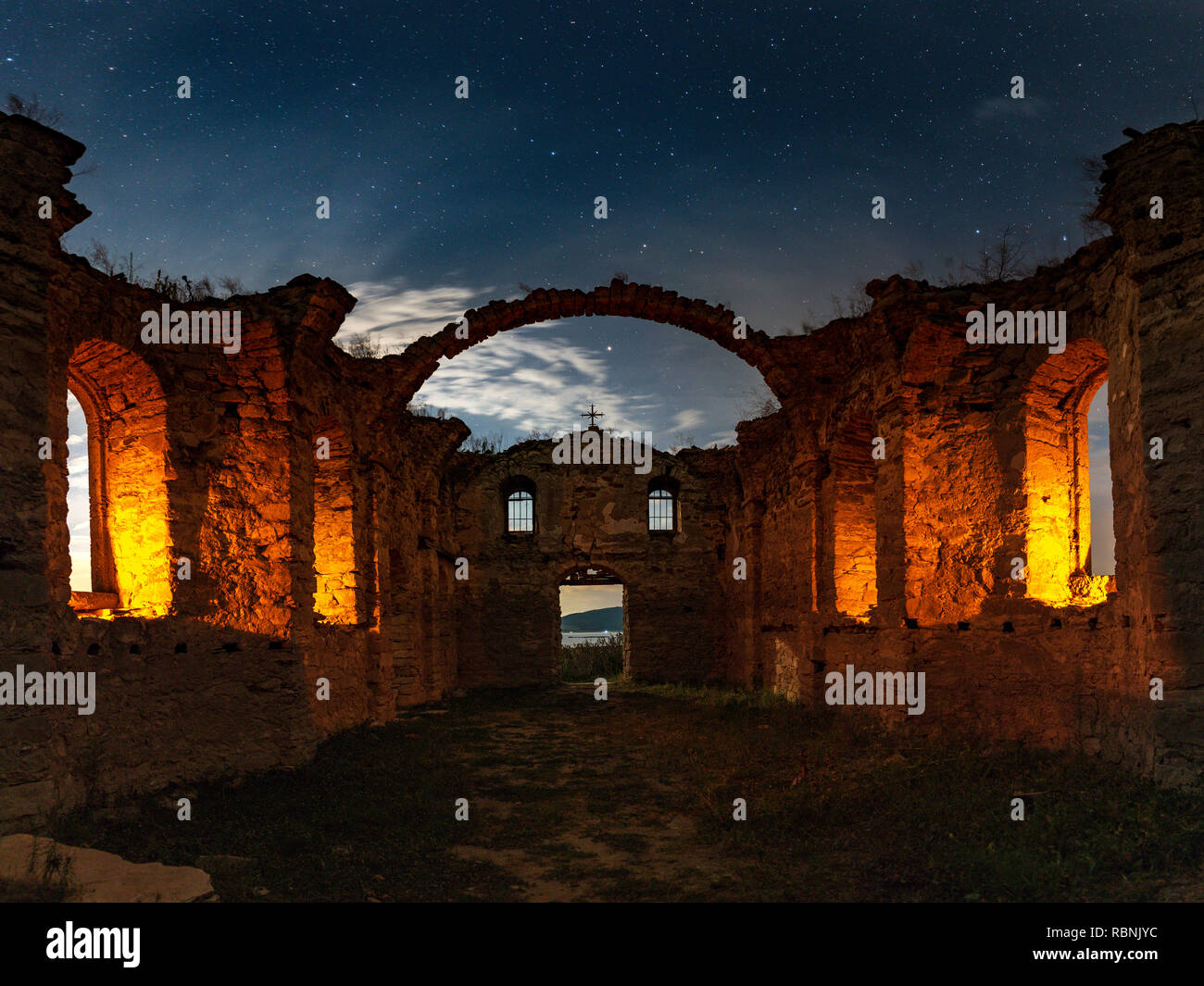 Beautiful milky way church hi-res stock photography and images - Alamy