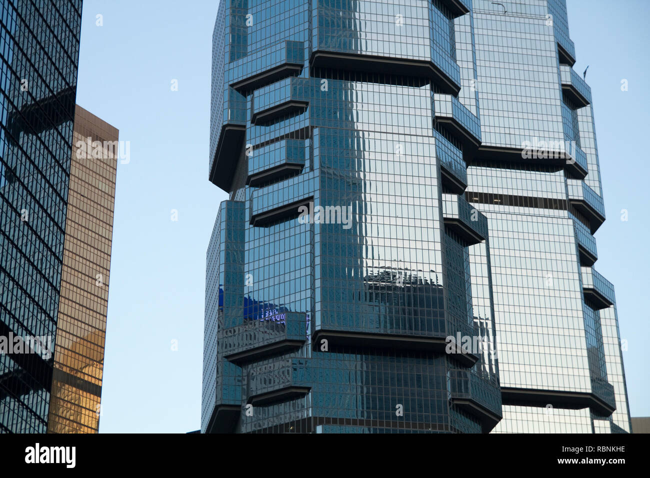 China hong kong lippo center hi-res stock photography and images - Alamy