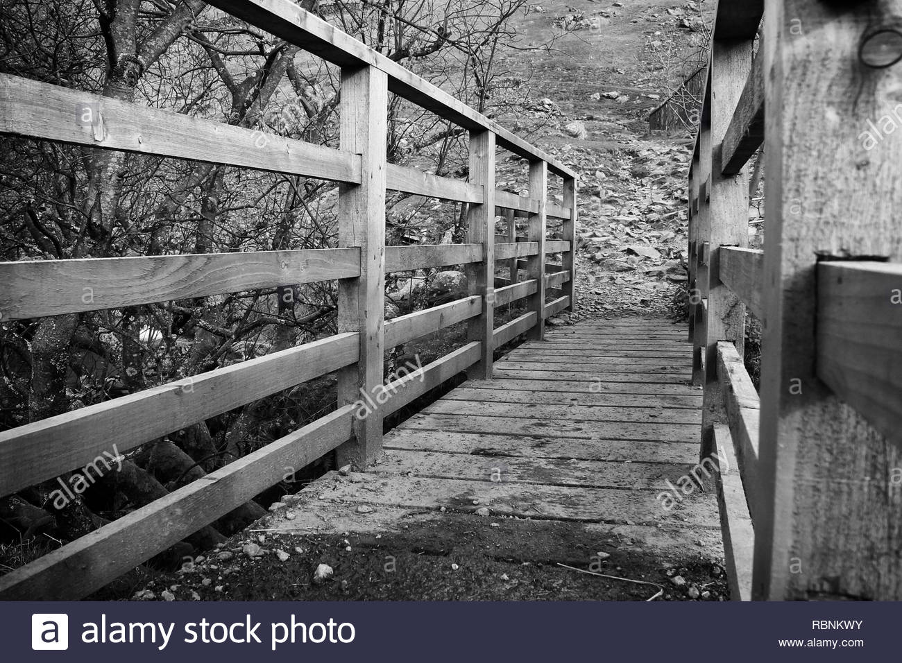 Wooden Foot Bridge Stock Photos & Wooden Foot Bridge Stock Images - Alamy
