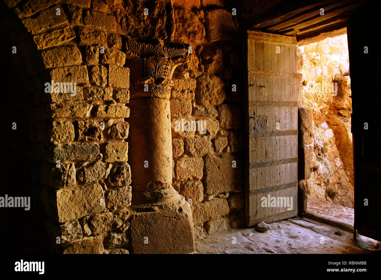 Masyaf castle hi-res stock photography and images - Alamy