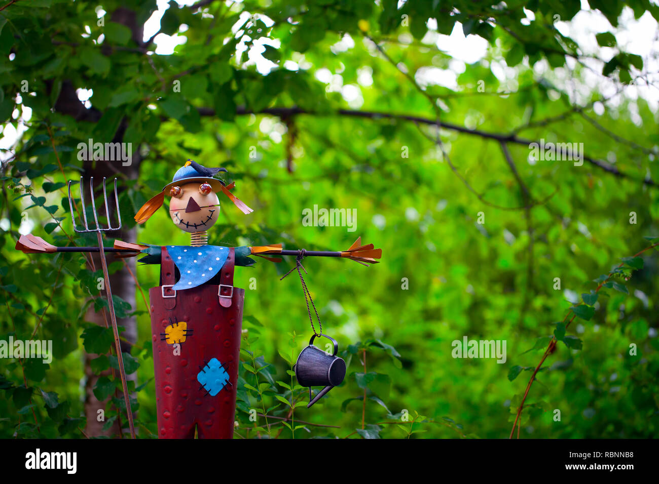 Farm Life Scarecrow in Green Nature Photo Stock Photo - Alamy