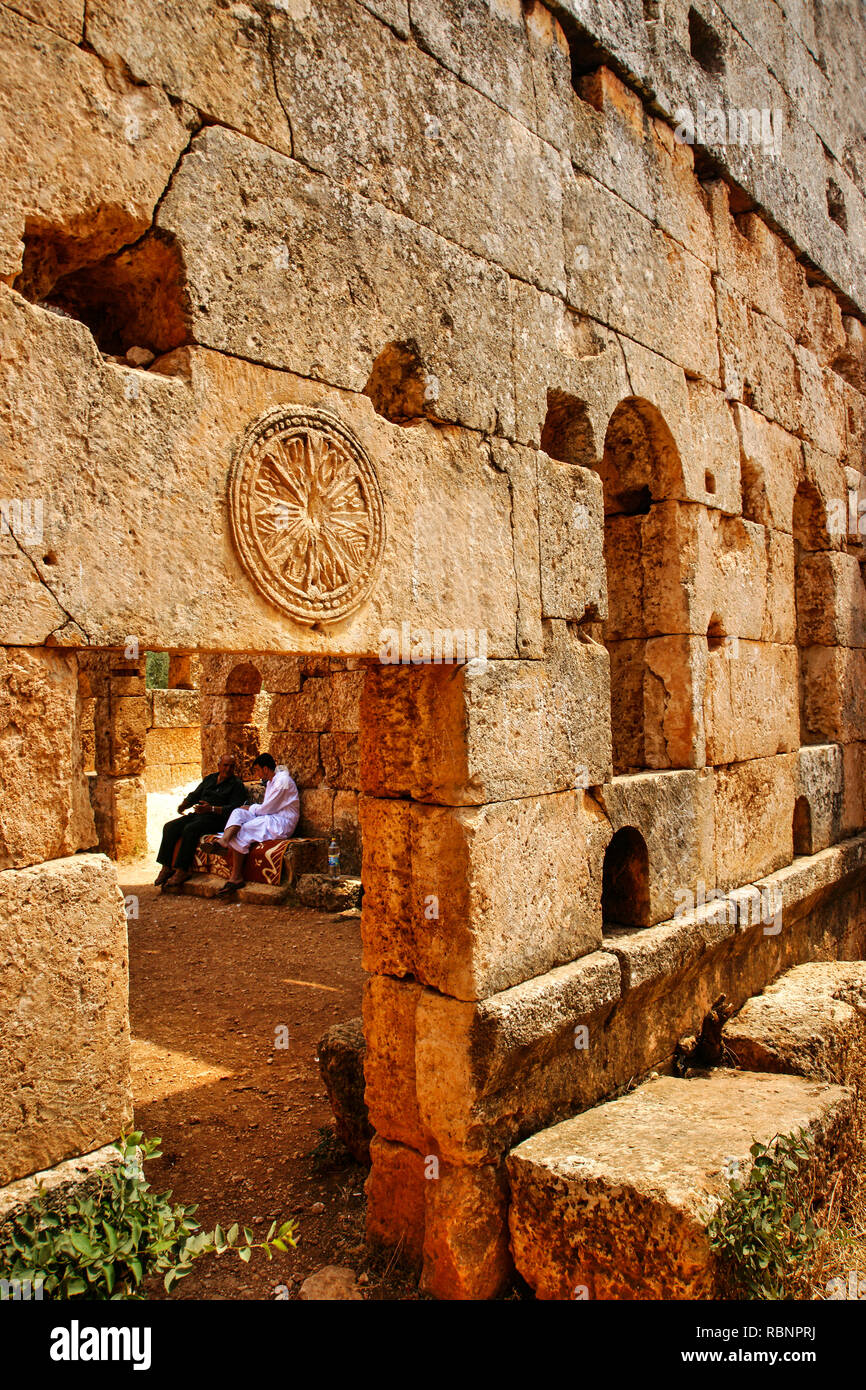 Mideast eastern middle eastern middle east hi-res stock photography and ...