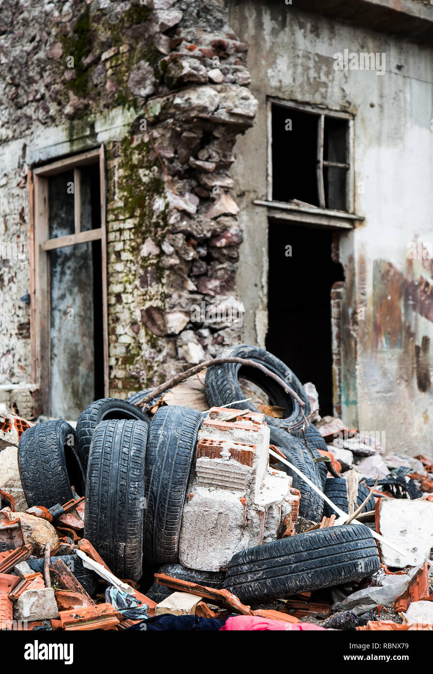 Rundown Wrecke Building Area Industrial Concept Photo Stock Photo - Alamy