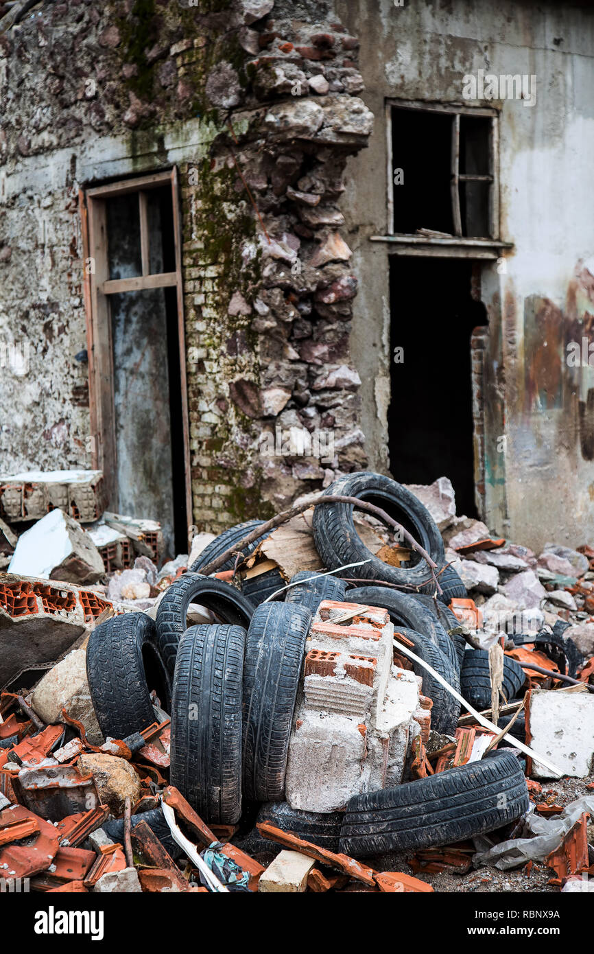 Rundown Wrecke Building Area Industrial Concept Photo Stock Photo - Alamy