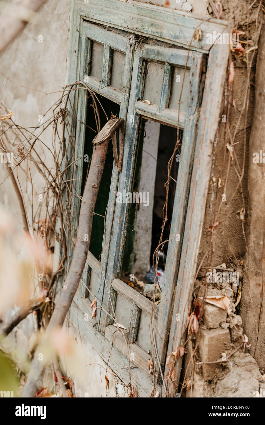 Old window in abandoned house Stock Photo - Alamy