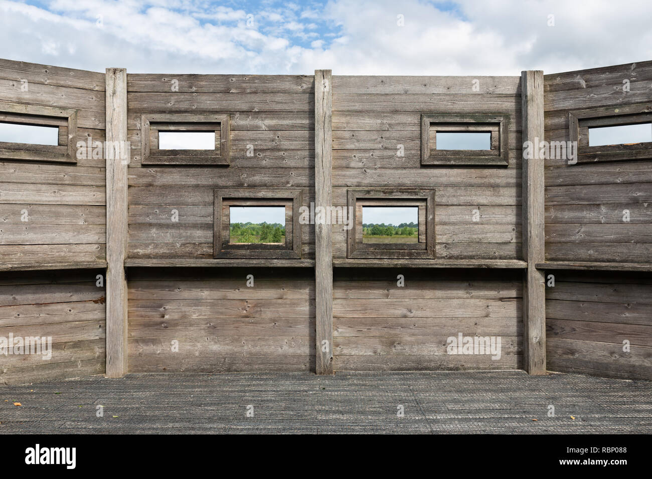 Bird watching hut hi-res stock photography and images - Alamy