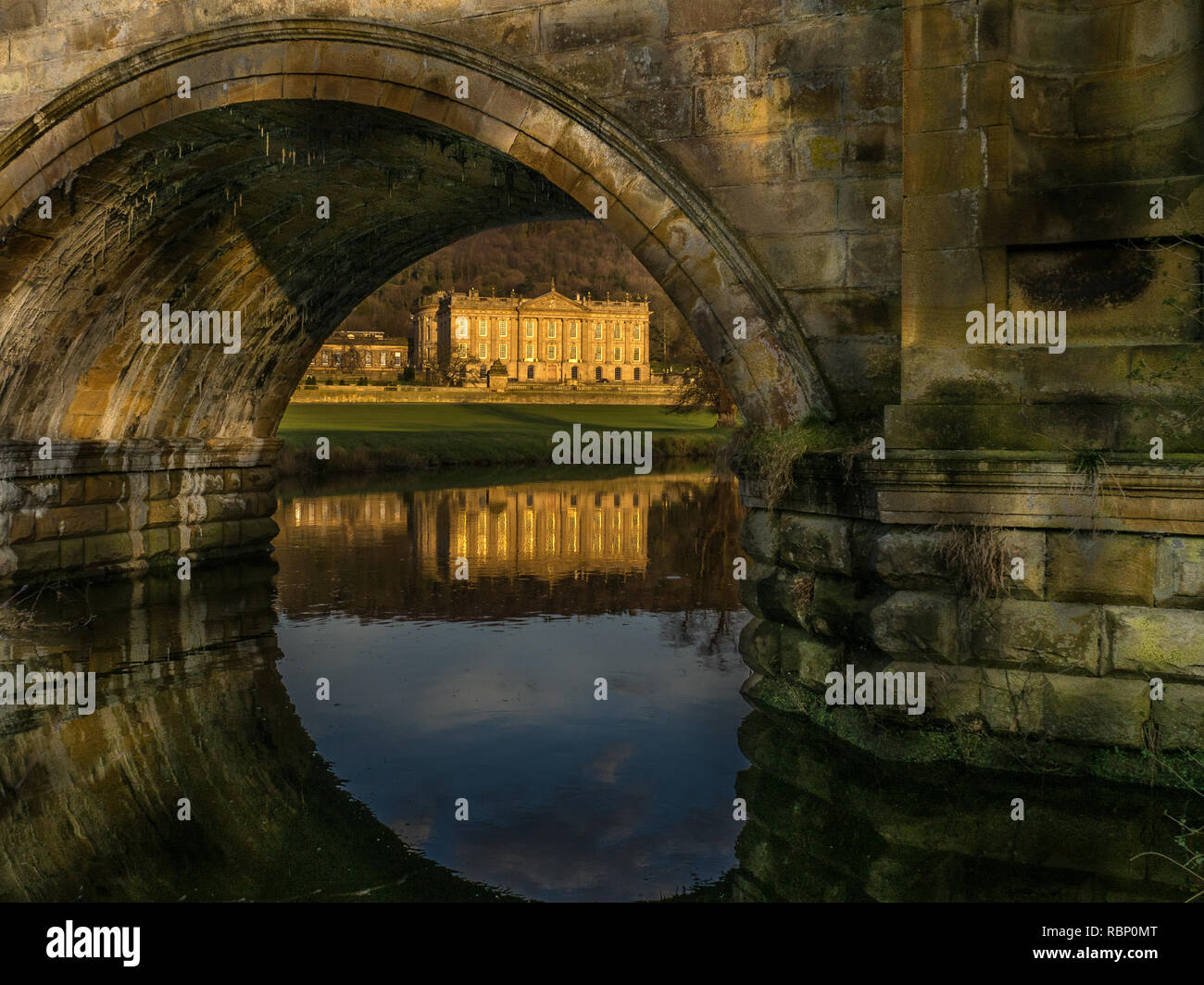 Bridge river derwent chatsworth house hi-res stock photography and ...