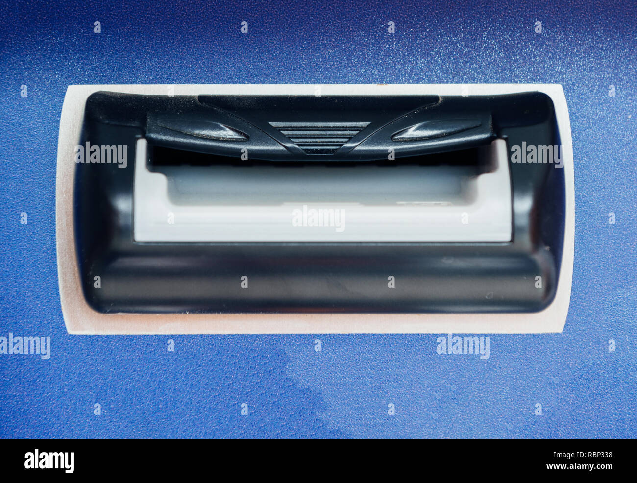 Paper money insert hole on the vending machine Stock Photo - Alamy