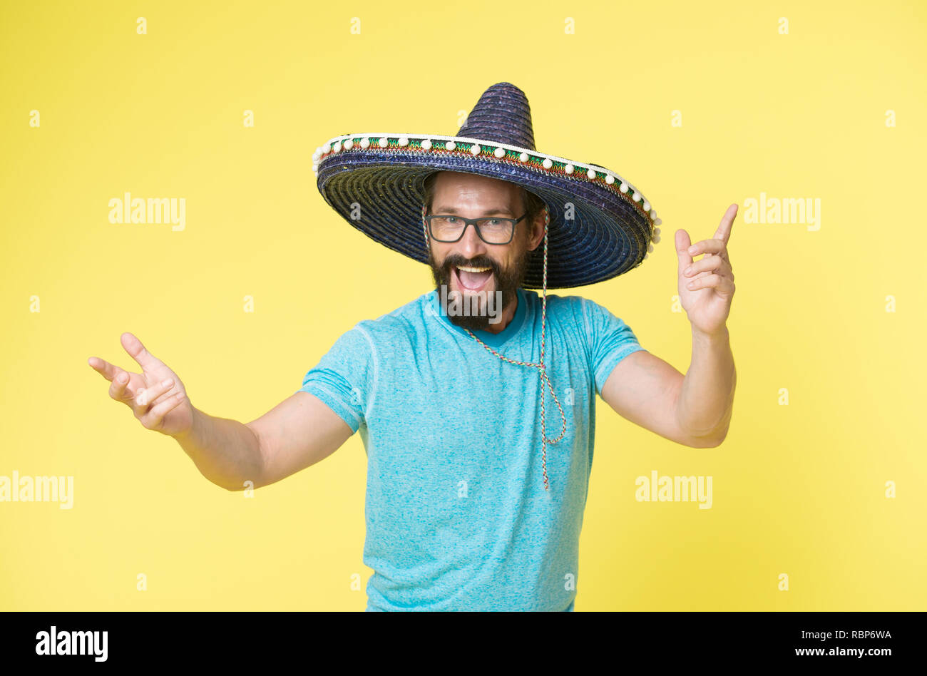 Happy mexican man smile in sombrero. Man smiling in mexican hat. Happy ...