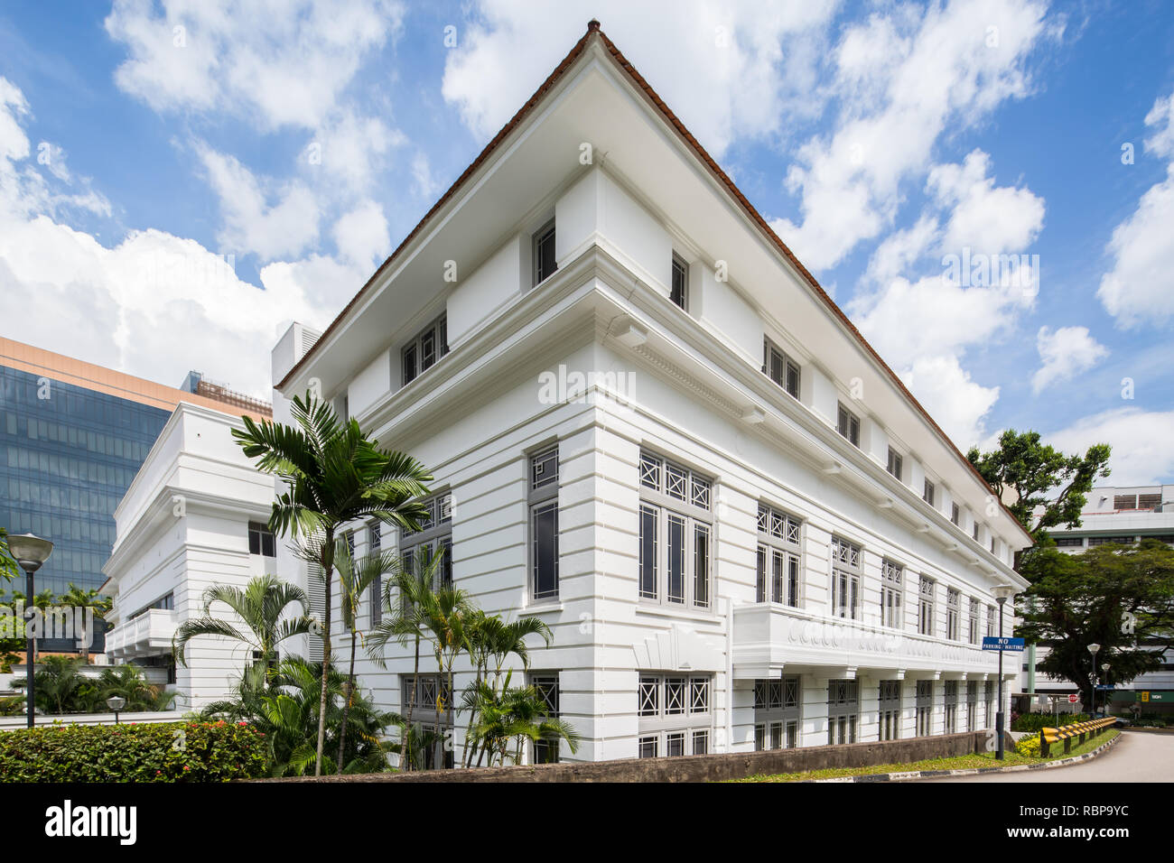College of Medicine building architecture design at the back of the ...