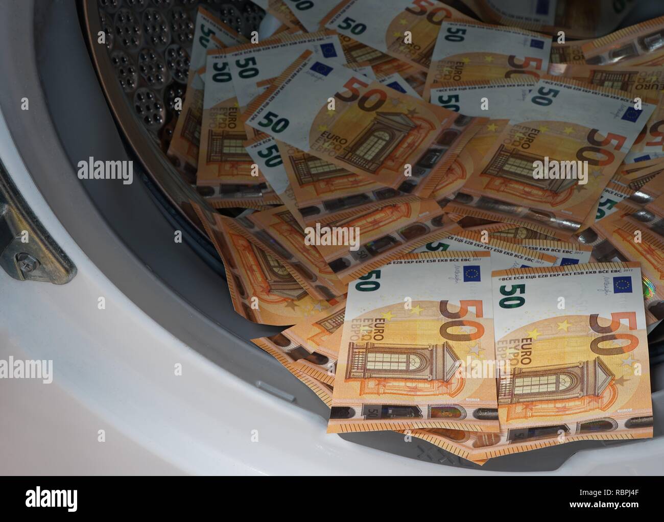 Money euro machine hi-res stock photography and images - Alamy