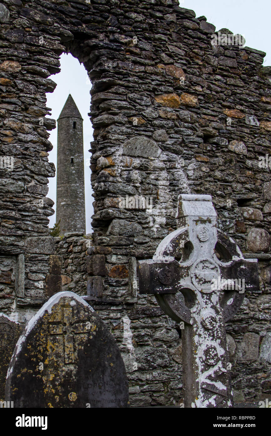 Celtic monastic architecture hi-res stock photography and images - Alamy