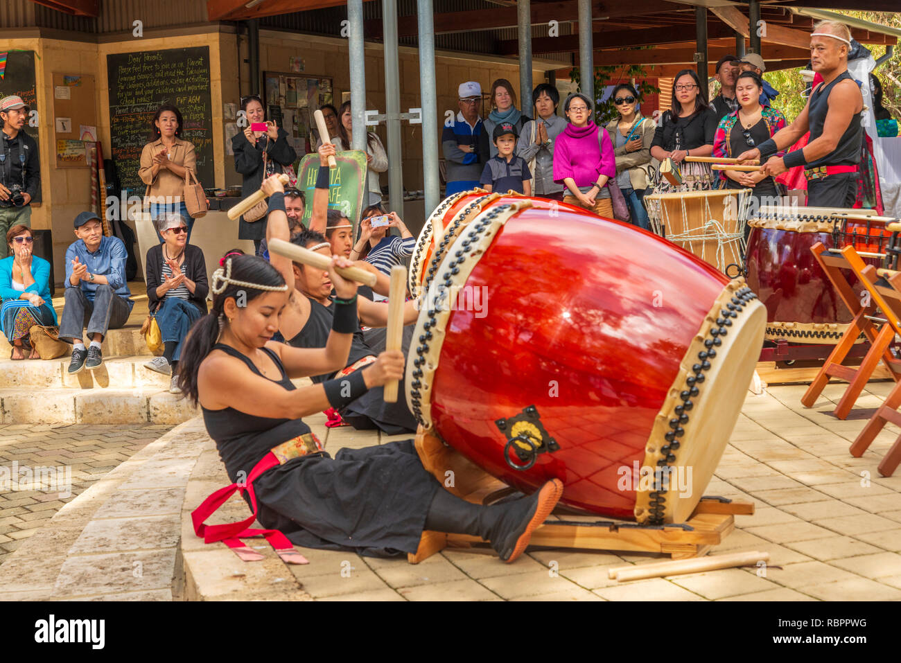 Taiko Drummers, Japanese Drummers Stock Photo - Alamy