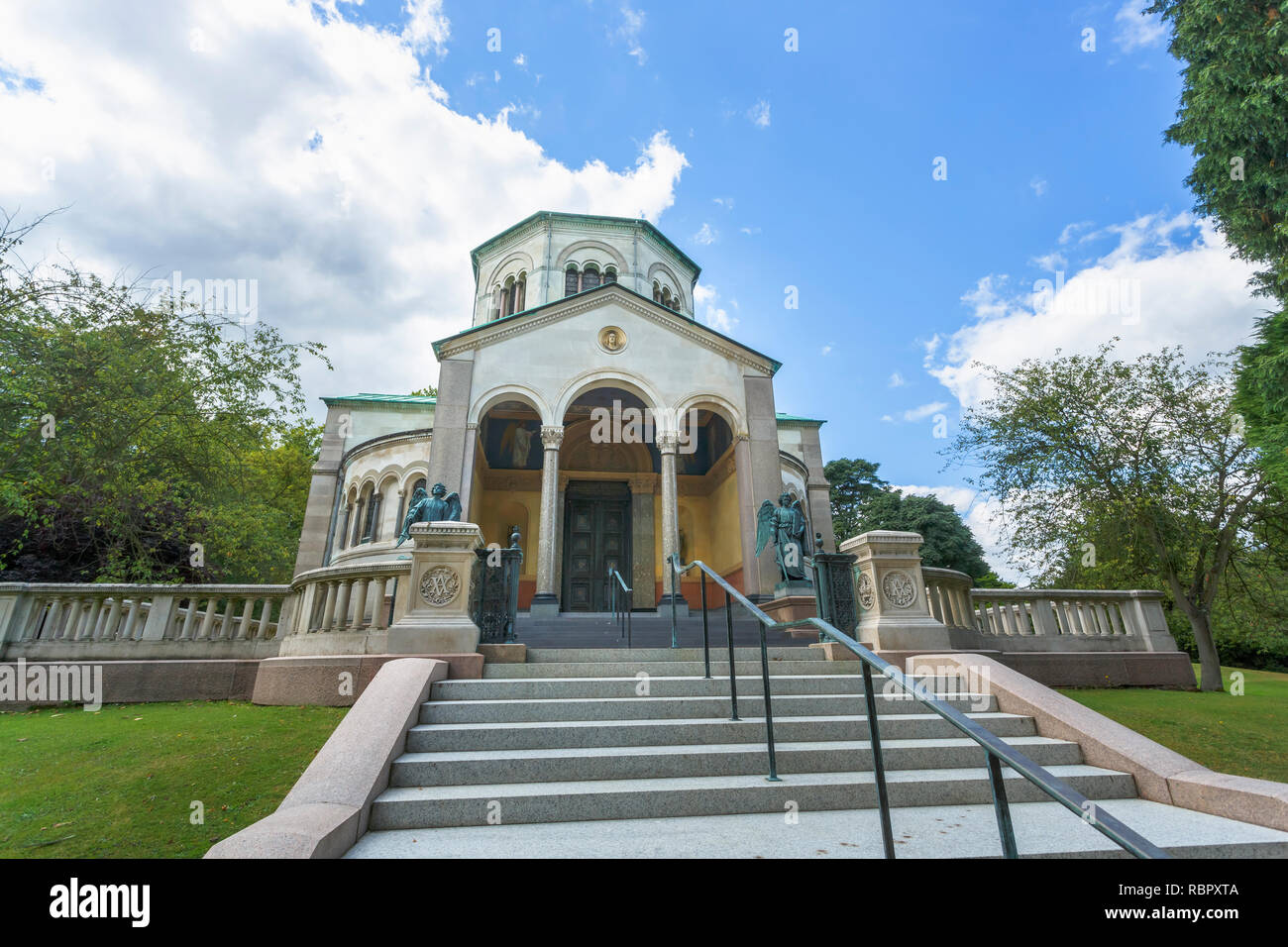 Entrance to the Royal Mausoleum, or Frogmore Mausoleum, burial place ...