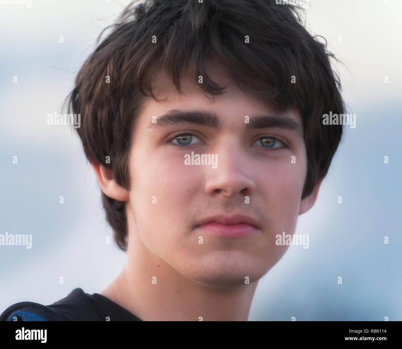 Good looking teen boy hi-res stock photography and images - Alamy