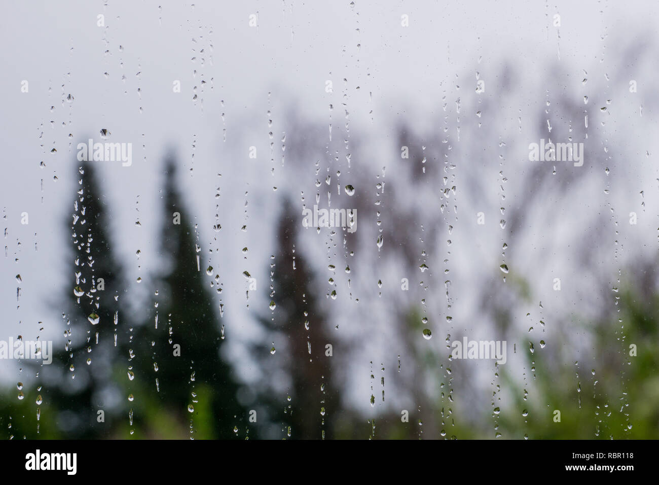 Water dripping window hi-res stock photography and images - Alamy
