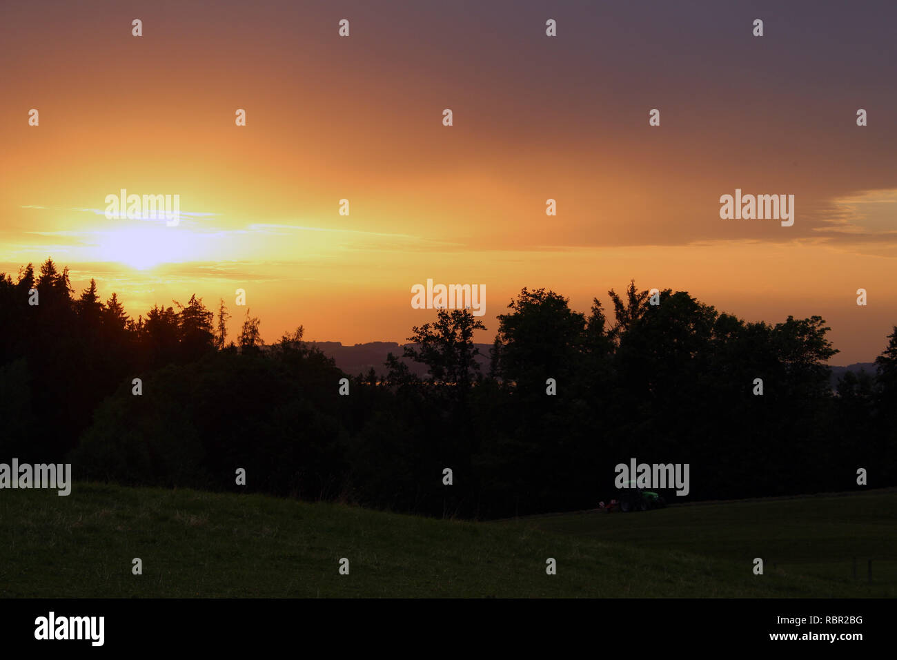 Sunset soft cloud forest lake hi-res stock photography and images - Alamy
