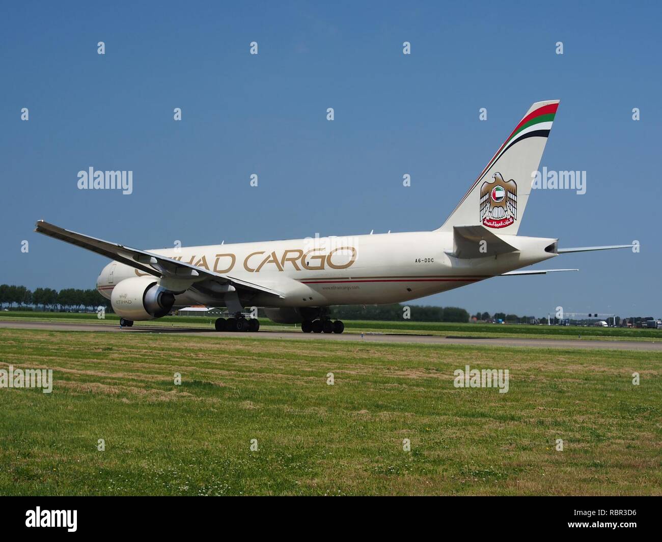 Boeing 777 ffx hi-res stock photography and images - Alamy