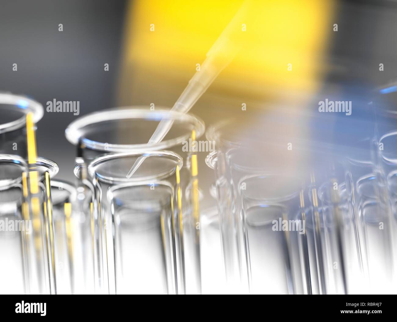 Row test hi-res stock photography and images - Alamy