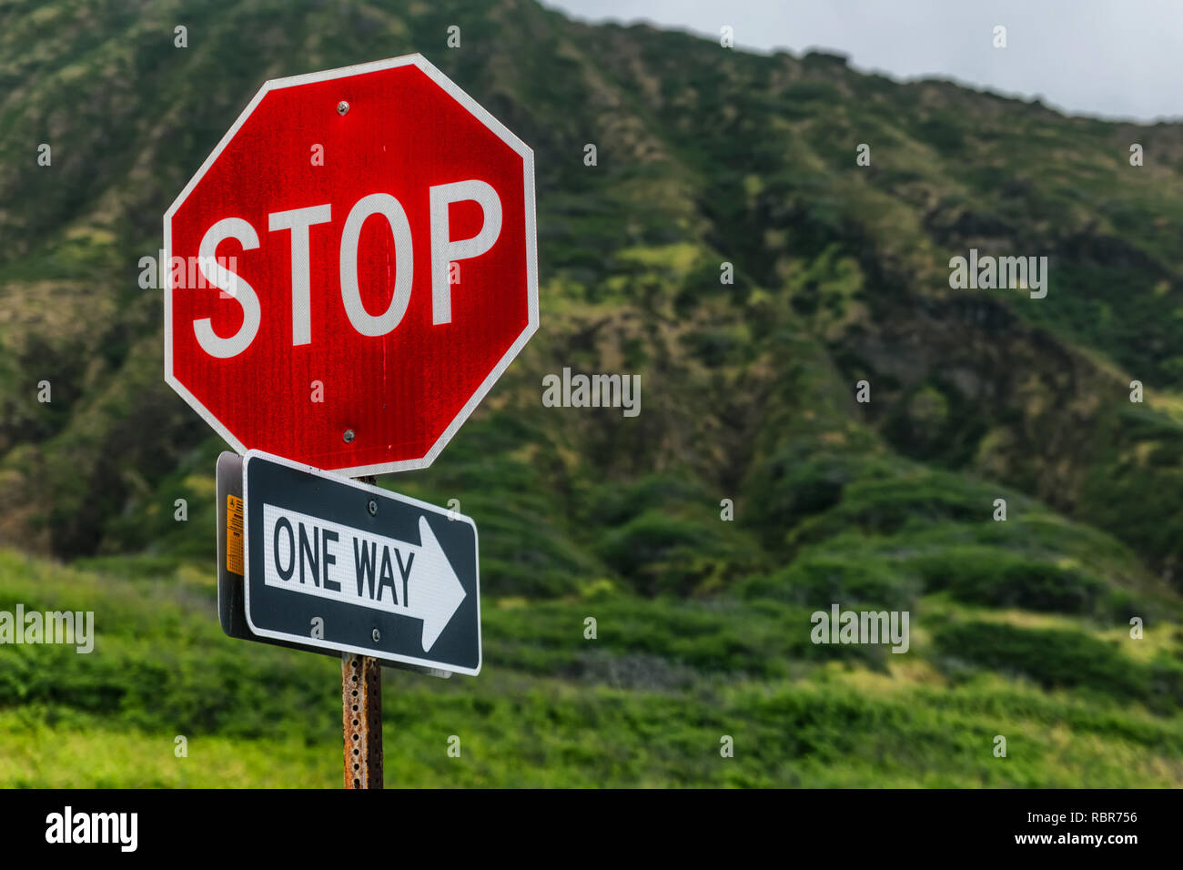 Stop sign one way signs hi-res stock photography and images - Alamy