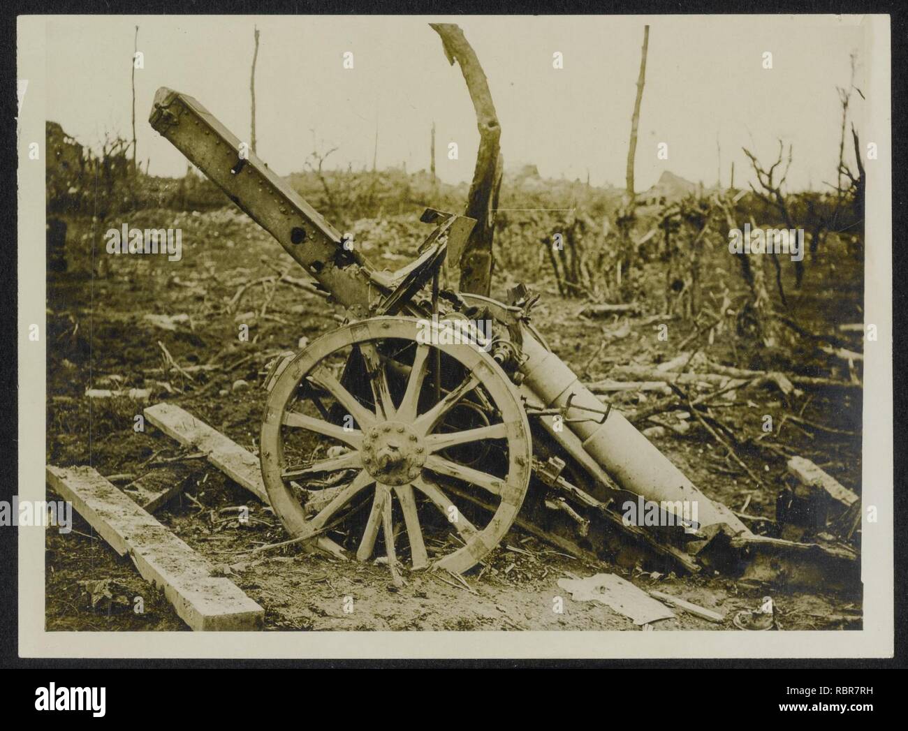 Captured german howitzer hi-res stock photography and images - Alamy