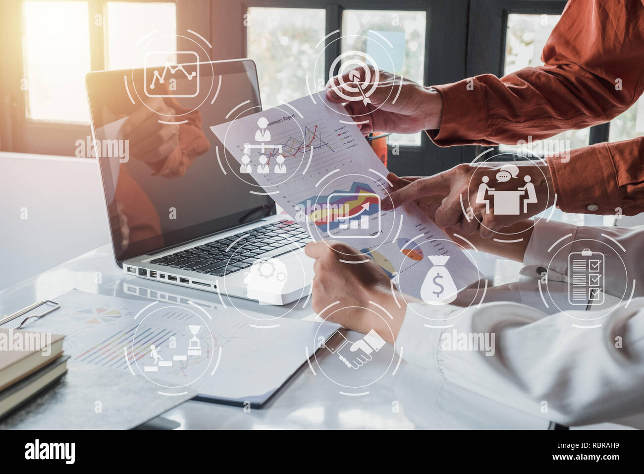 Team analysis hi-res stock photography and images - Alamy