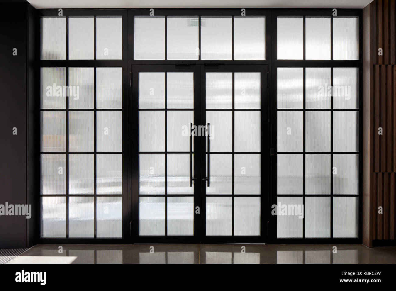 Crittal door hi-res stock photography and images - Alamy