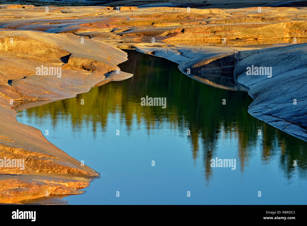 Slave River shoreline near the Rapids of the Drowned, Fort Smith ...