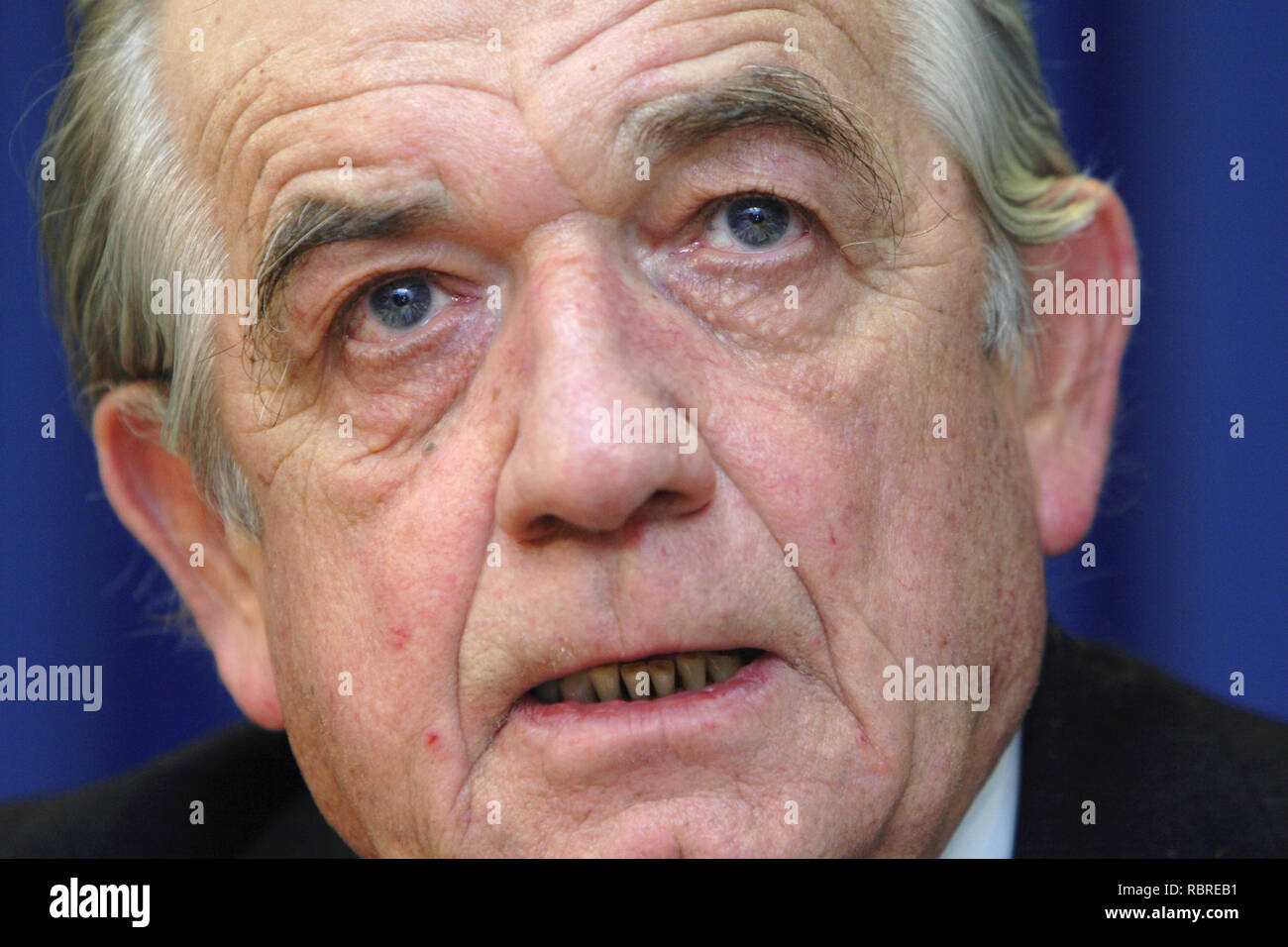 Religa heart hi-res stock photography and images - Alamy