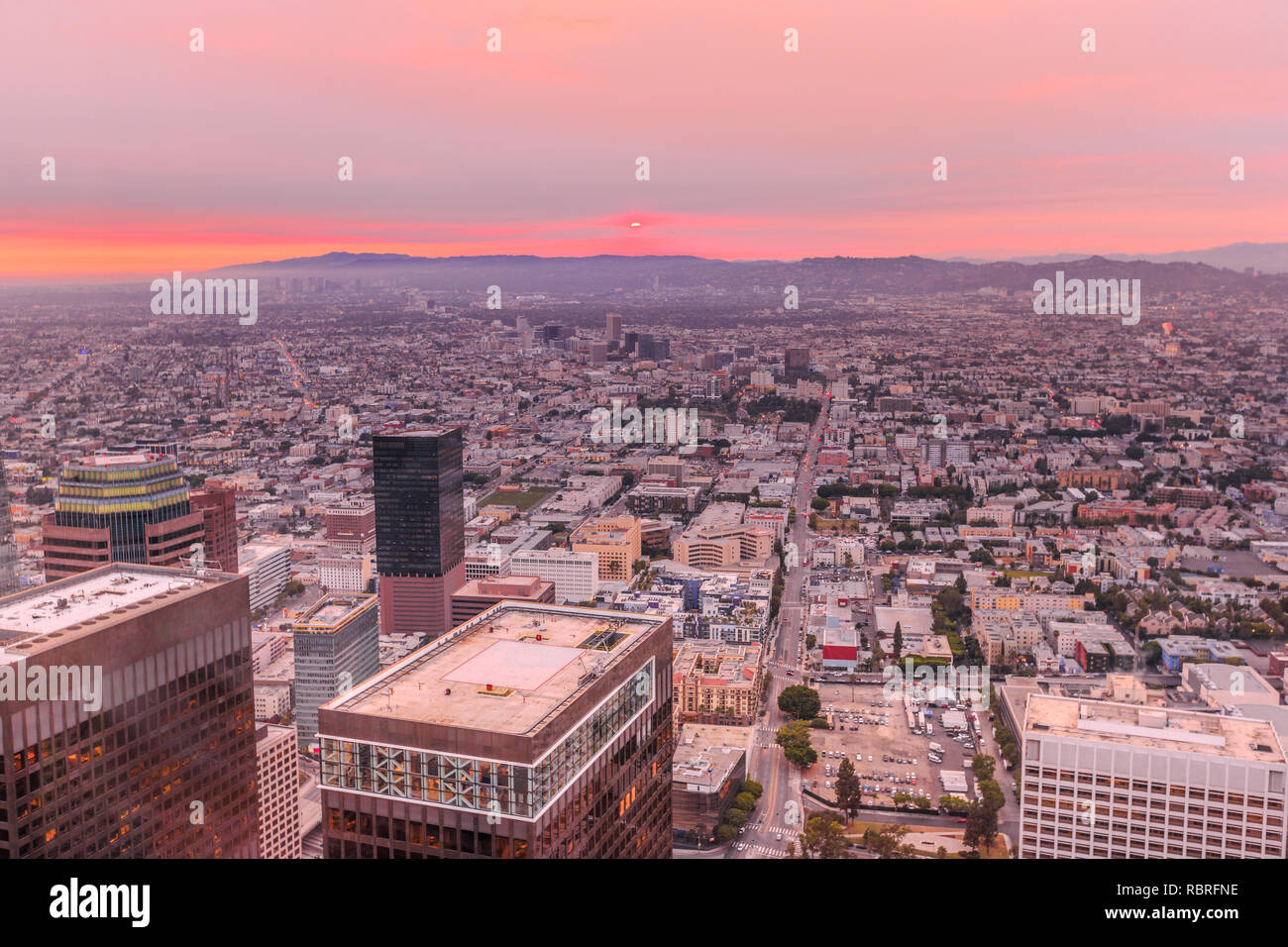 Aerial view at twilight shot of Los Angeles skyline in California ...