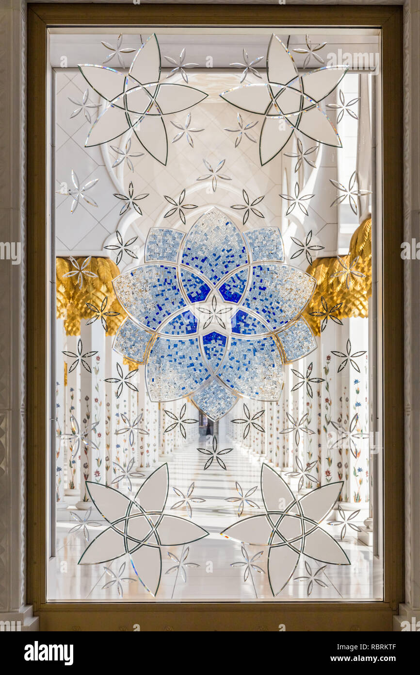 Sheikh Zayed Grand Mosque Glass Pattern All About The Sheikh Zayed