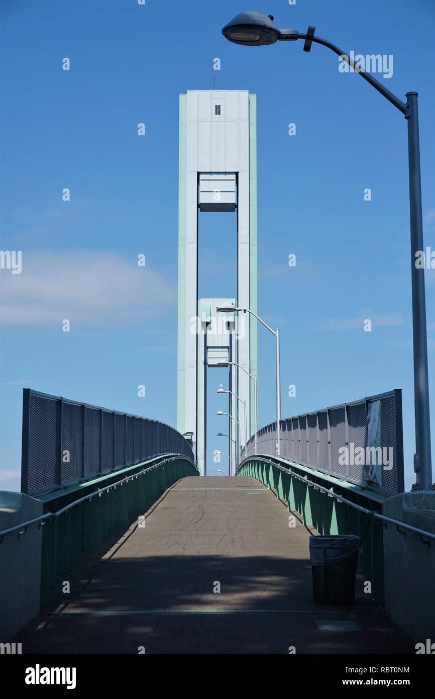 Ward Island Pedestrian Bridge in New York City Stock Photo - Alamy