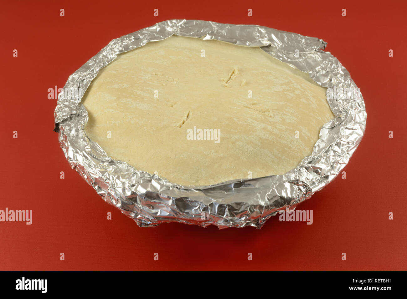 Prepare apple pie hi-res stock photography and images - Alamy