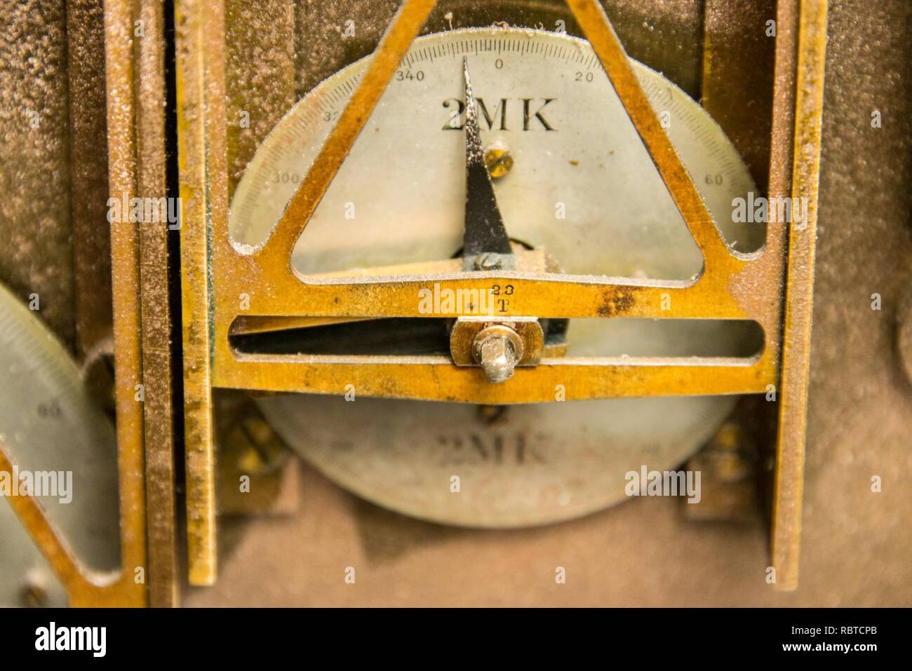 Tide predicting machine hi-res stock photography and images - Alamy