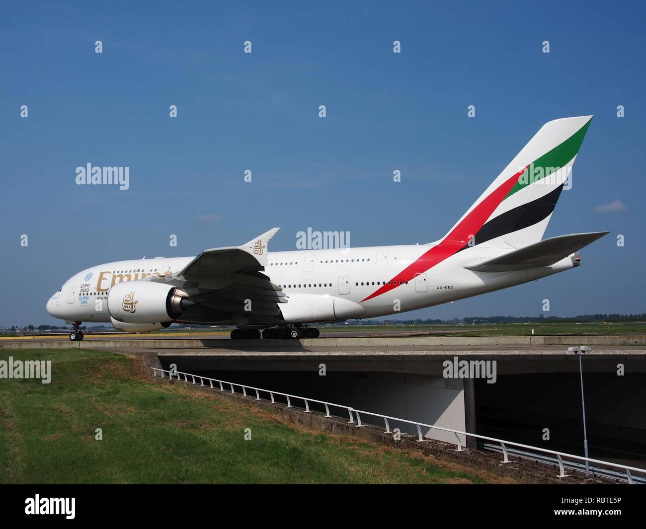 A6-EEC Emirates Airbus A380-861 - cn 110 at Schiphol (Amsterdam Airport ...