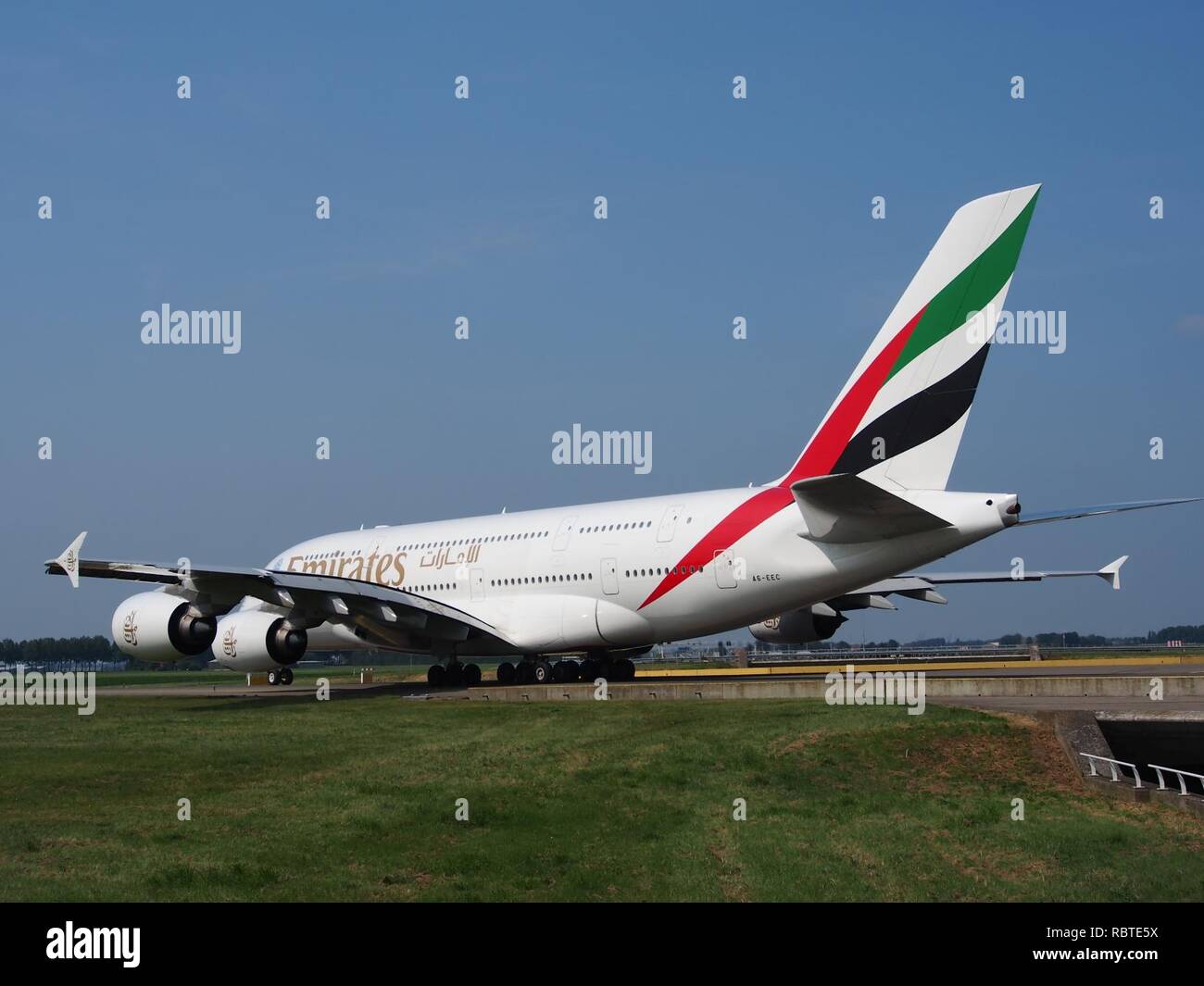 A6-EEC Emirates Airbus A380-861 - cn 110 at Schiphol (Amsterdam Airport ...
