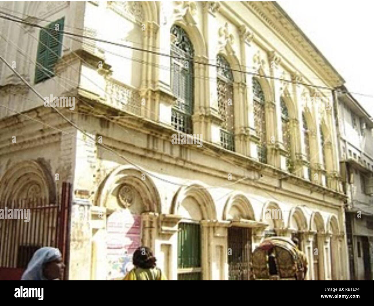 A-listed building at Hrishikesh Das Road Stock Photo - Alamy