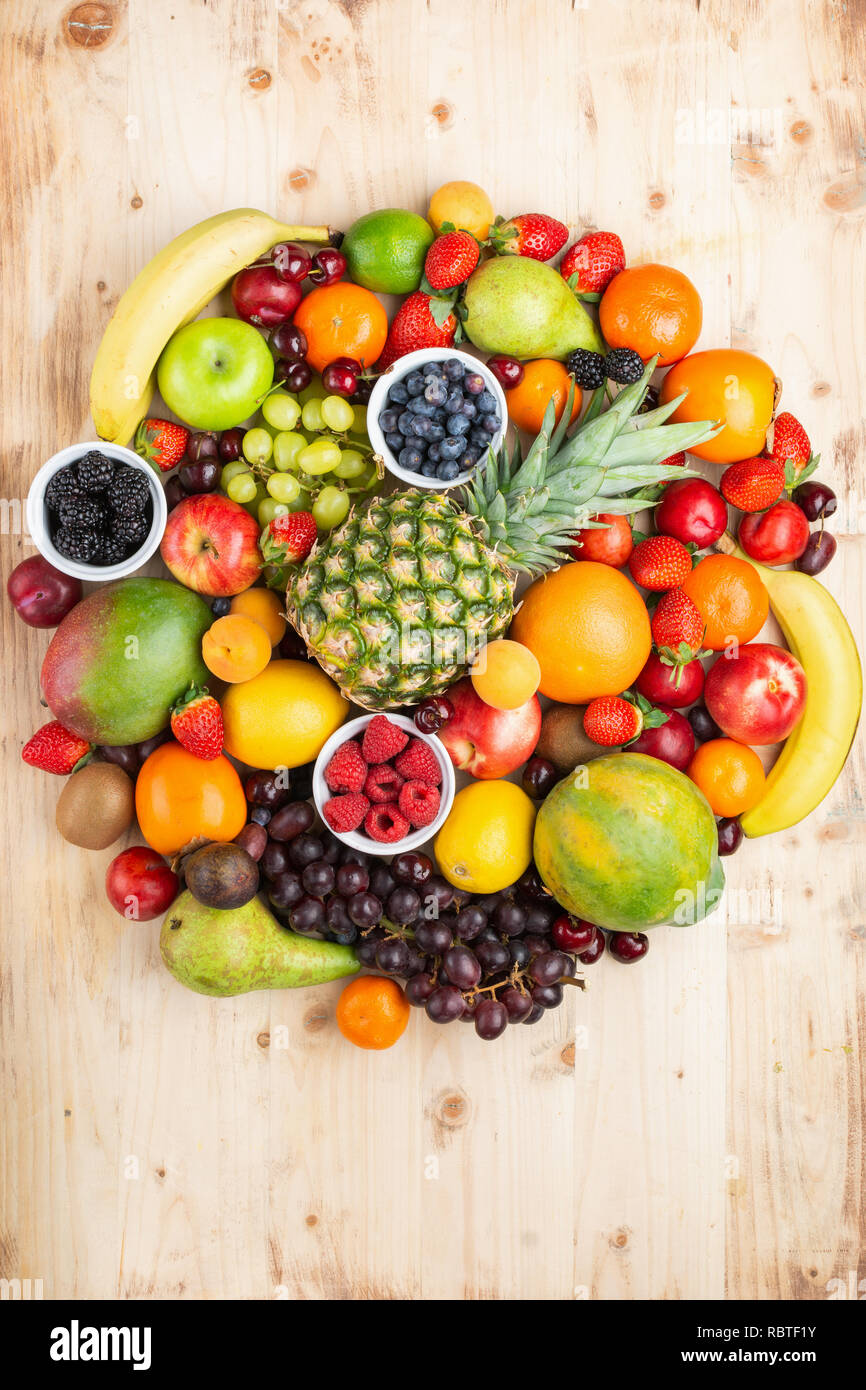 Fruits circle hi-res stock photography and images - Alamy