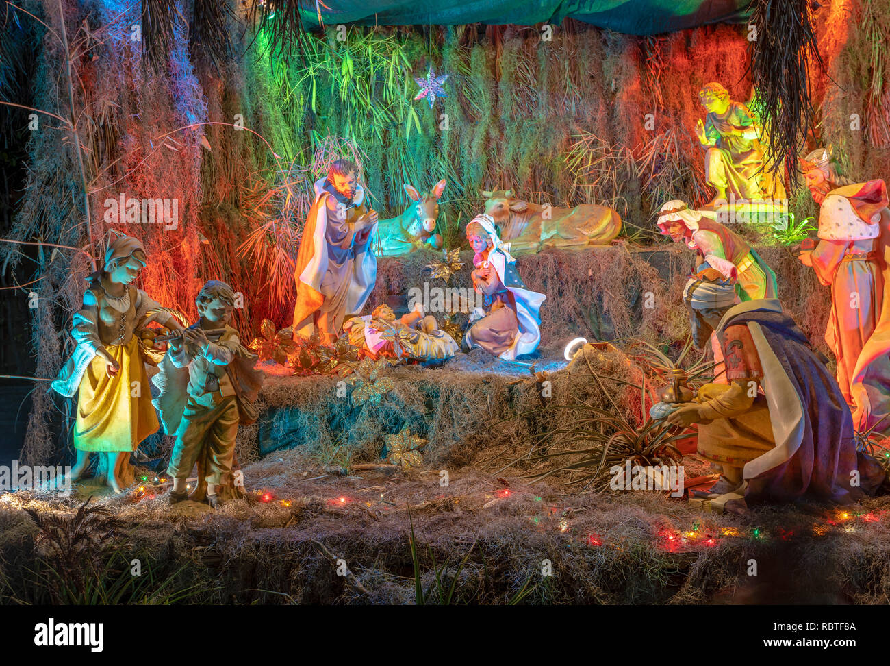 Santa manger hi-res stock photography and images - Alamy