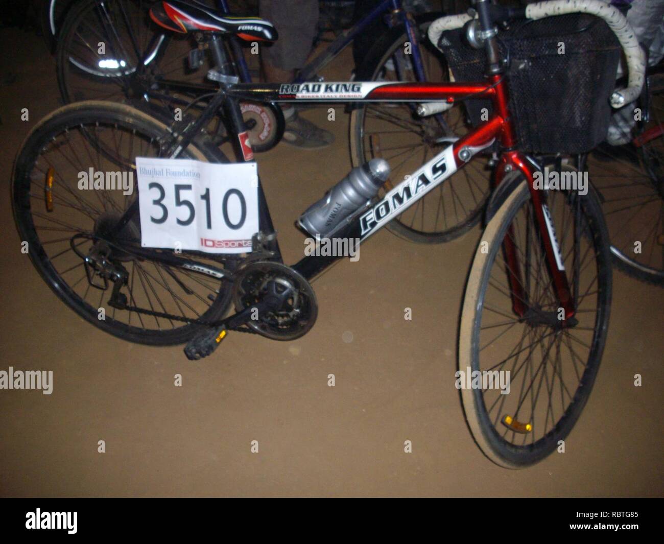 'Fomas Road King cycle' and competitor number for '28Kms amateur ride ...