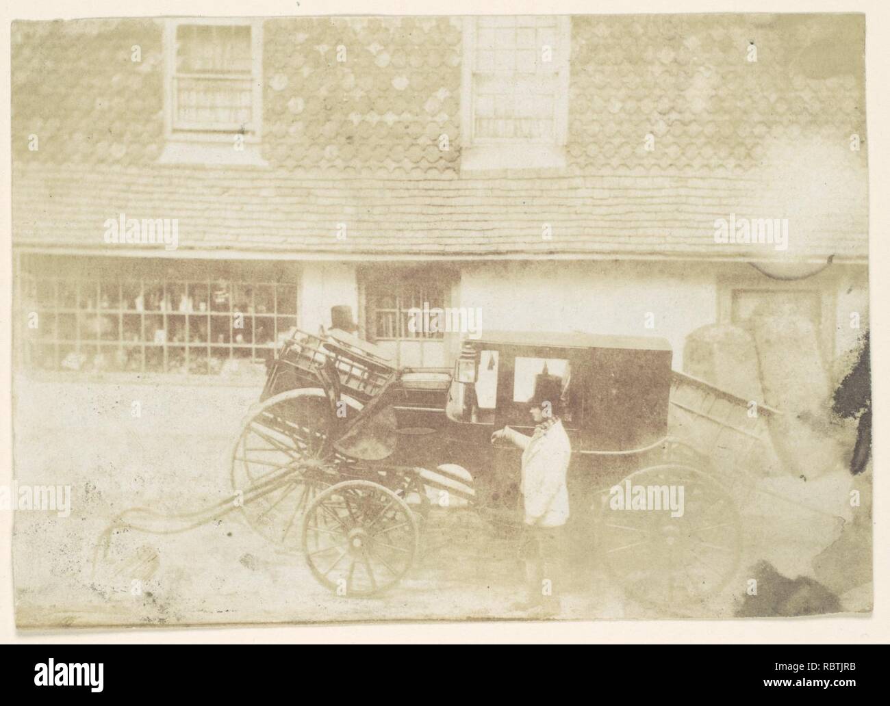 Carriage in street hi-res stock photography and images - Alamy