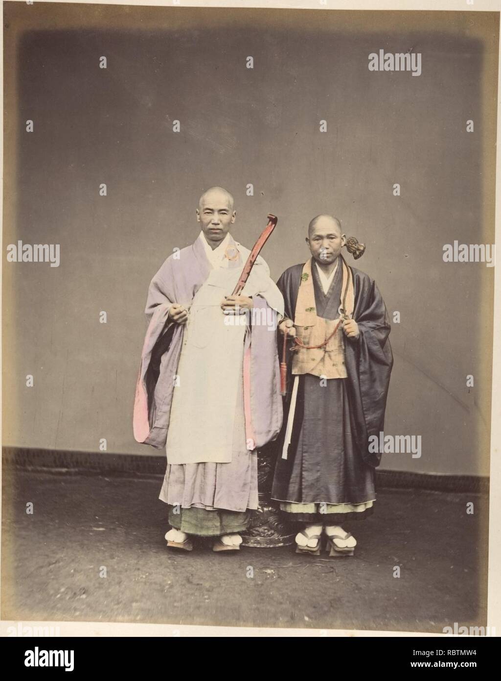 -Two Japanese Men in Traditional Dress Stock Photo - Alamy