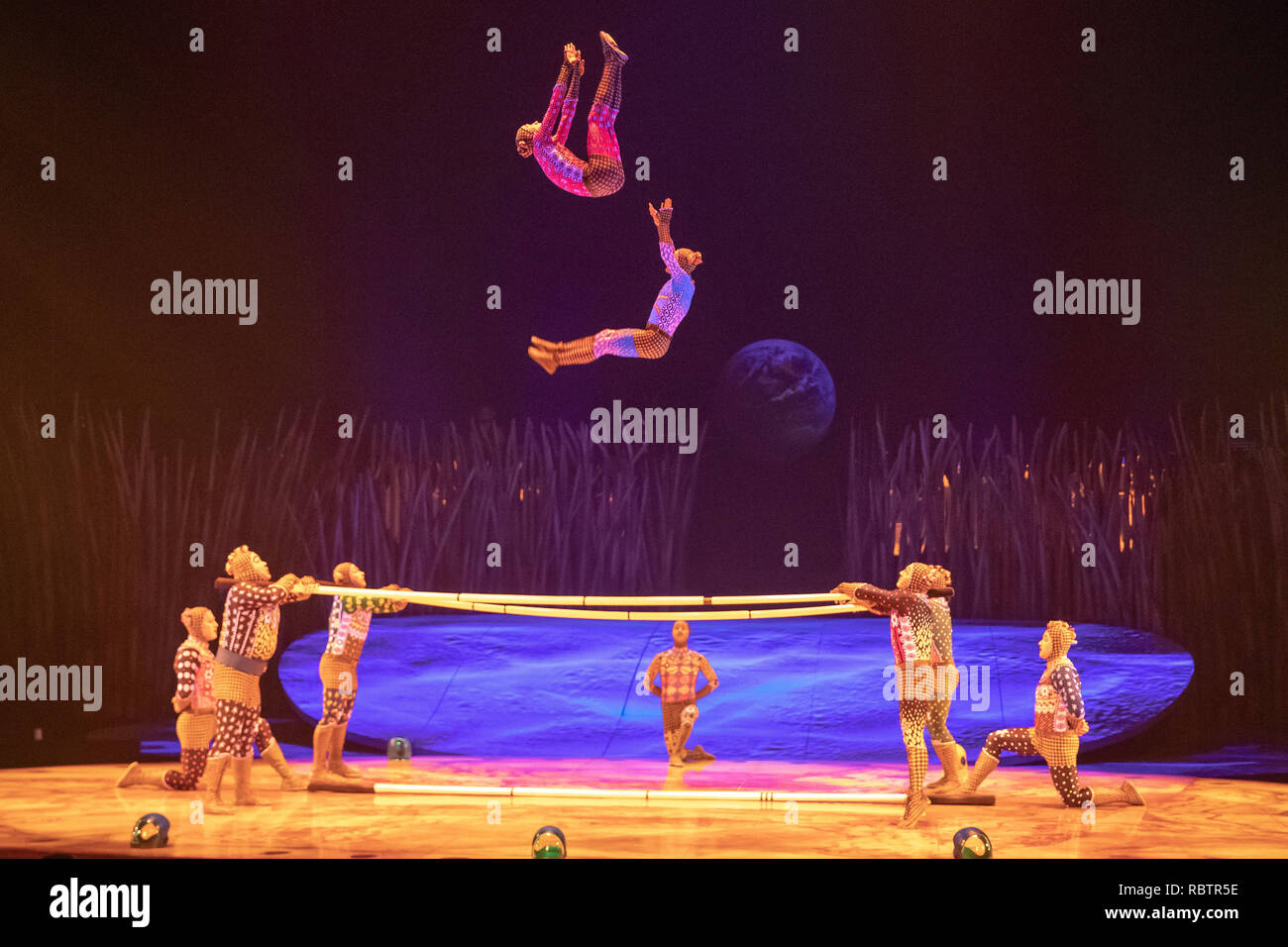 London, England. 11th January 201, Cast members of Cirque Du Soleil ...