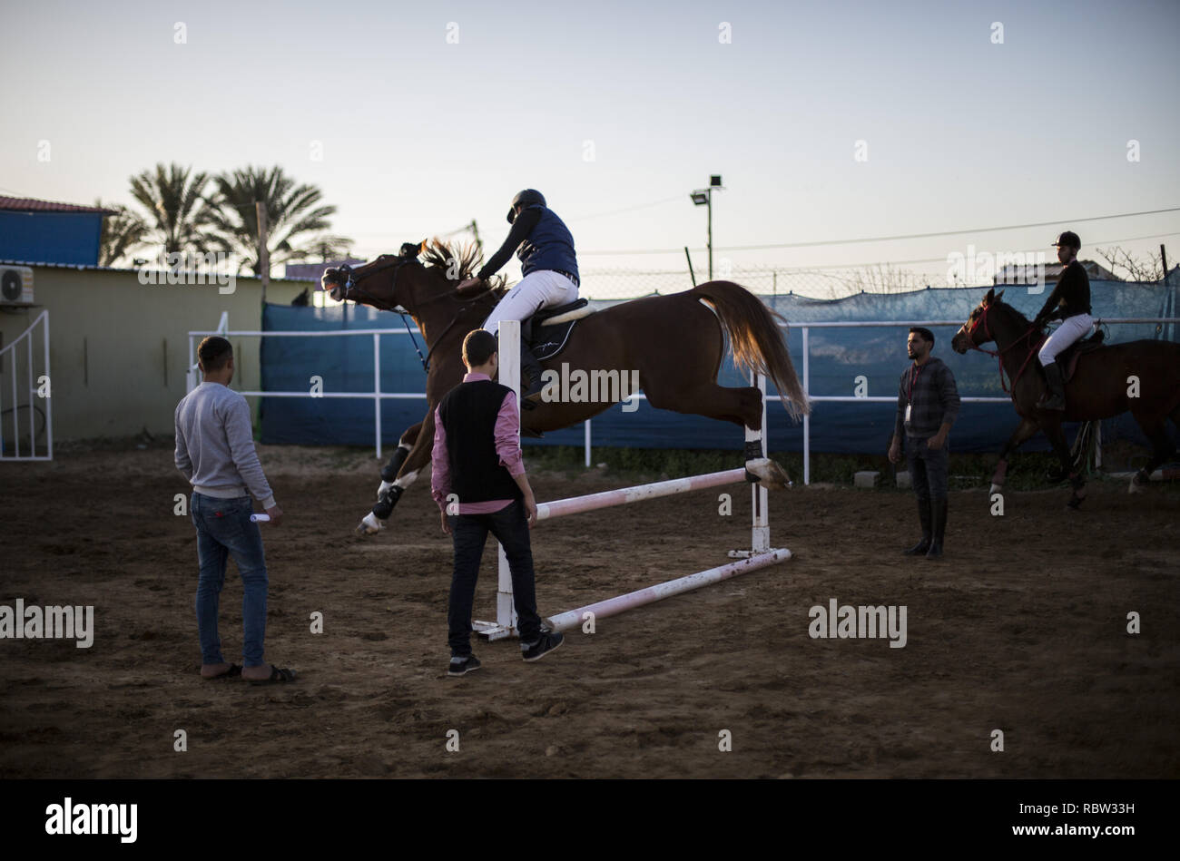 Gaza City, The Gaza Strip, Palestine. 11th Jan, 2019. A Palestinian ...