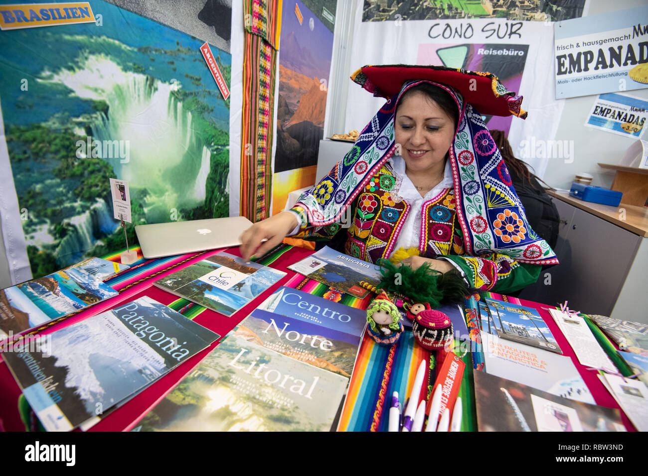Stuttgart, Germany. 12th Jan, 2019. On the first day of the CMT travel ...