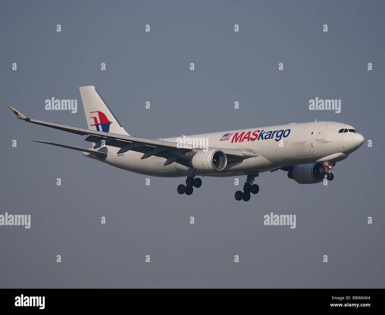 Landing at schiphol ams eham hi-res stock photography and images - Alamy